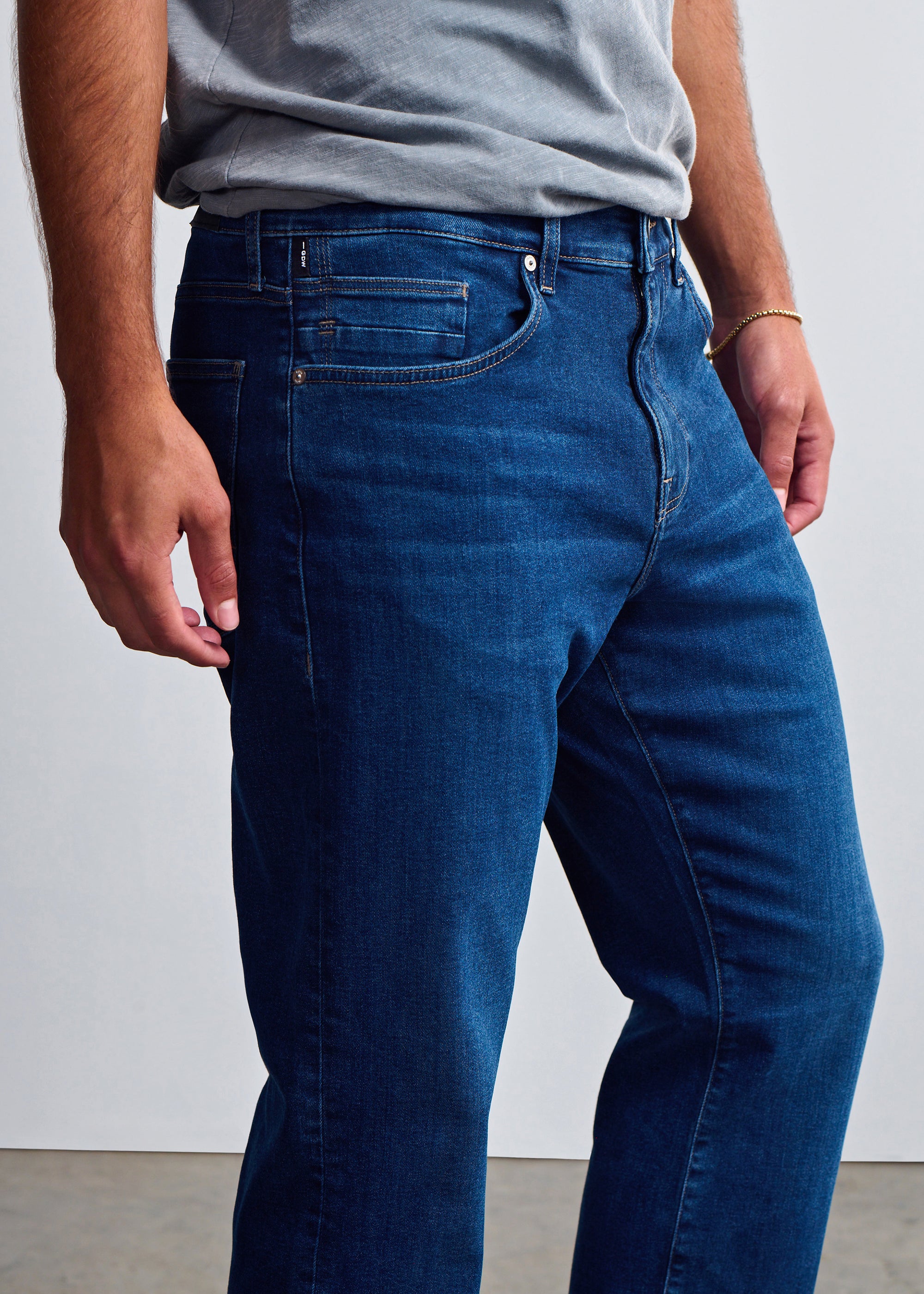 General Denim Works Roam Relaxed Straight Leg Jeans In Mid Denim